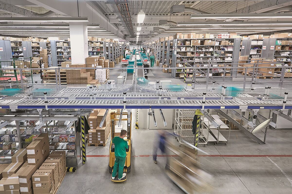 Umsatz von PHOENIX steigt - PHOENIX Group